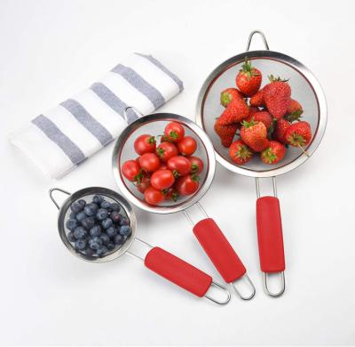 Cina Mesh Strainers Set Of fine 3 utensili della cucina di acciaio inossidabile mette con la presa comoda in vendita