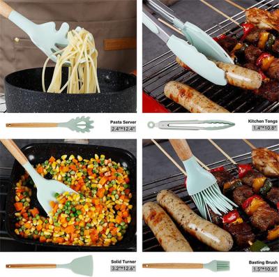 Cina L'utensile della cucina del silicone mette l'insieme di legno degli utensili degli aggeggi della cucina della maniglia in vendita