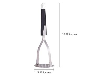 中国 Slipproofの台所小道具はポテトのMasherに打ち抜いた利用できるOEMを用具を使う 販売のため