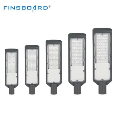 AC 85-265V IP65 wasserdichtes LED-Straßenlicht mit 125lm/w Lampeneffizienz