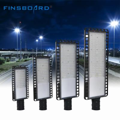 Cina Ip65 Waterproof Streetlight 50w 100w 150w 200w Outdoor Led Street Light Giardino illuminazione stradale in vendita