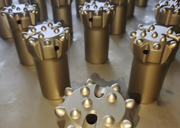 R32 76mm 45CrNi boutons de bouton de fil avec 13 carbures pour outils de forage à marteau supérieur