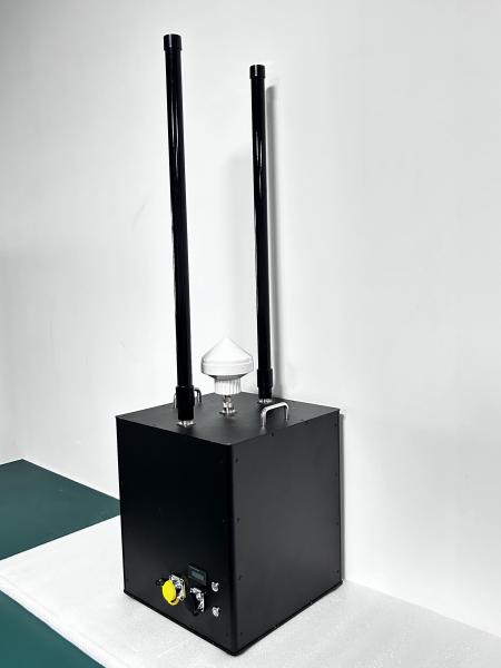 Quality 10km Omni-directional Navigation Decoy Equipment Compact Design With Directional for sale