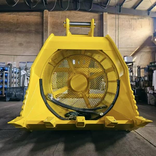 Quality CAT E330 Excavator Rotary Screening Bucket Hydraulic Rotating Sieve Bucket for sale