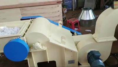 Cina Garnet Pillow Cushion Making Machine per la copertura di plastica dei giocattoli del sacco in polietilene in vendita