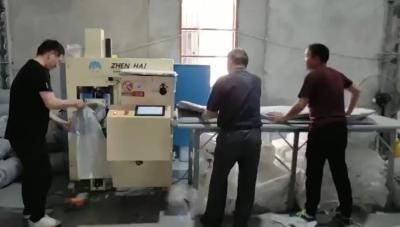 Cina Cuscino Topper Mattress Rolling Packing Machine per i piumini dei cuscini in vendita