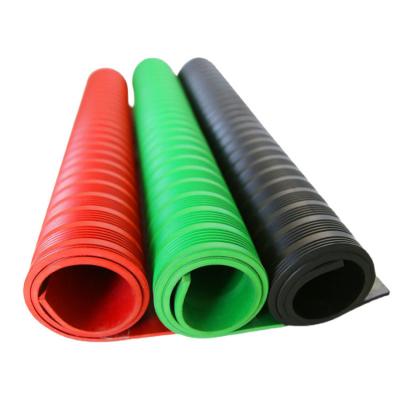Cina Industrial SBR EPDM NBR CR IIR Butyl Horse Stall Mattress Rubber Sheet Roll con colore nero verde rosso in vendita