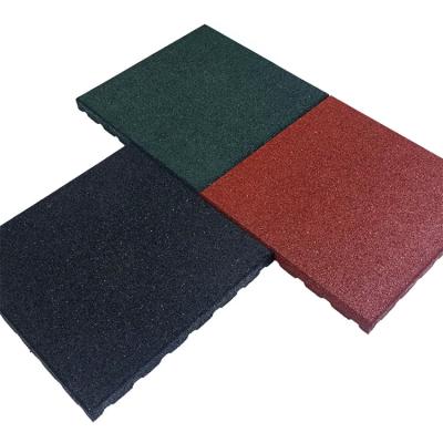 Cina Eco Safety Interlocking Rubber Stable Mats Piastrelle a forma di 2,50 x 19,5 x 19,5 pollici 4 colori 13 dimensioni di confezione in vendita