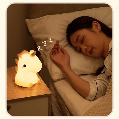 Cina Sensore tattile Cambiamento di colore Lampada per bambini Luce per sonno Arcobaleno unicorno Silicone Lampada notturna per bambini camera da letto regalo speciale in vendita