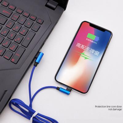 Cina il telefono cellulare veloce della tassa 2.4A cabla la fibra Bent Adapter Game Partner materiale di 1m in vendita