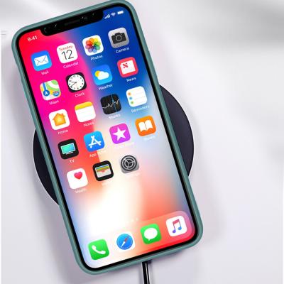 Cina Radio resistente di goccia della copertura del cellulare dell'acqua anti che fa pagare la copertura posteriore del silicone liquido in vendita