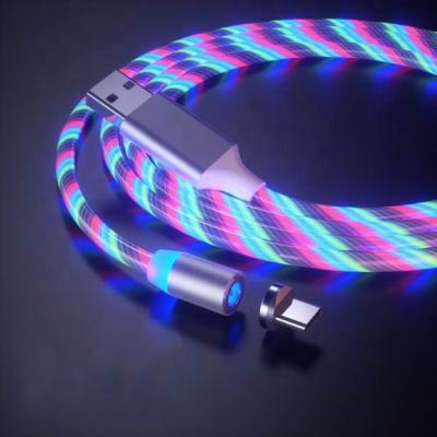 Cina il micro USB caricatore del telefono di 2.4A cabla un tipo la C 3 di 8 perni in 1 luce magnetica del cavo LED in vendita