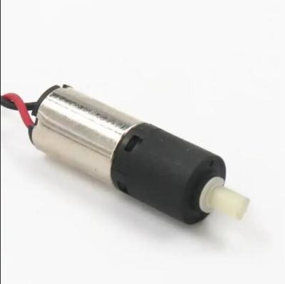 Cina 6 mm DC motore di ingranaggi di plastica 3V senza nucleo motore di ingranaggi planetari per fotocamera automatica in vendita