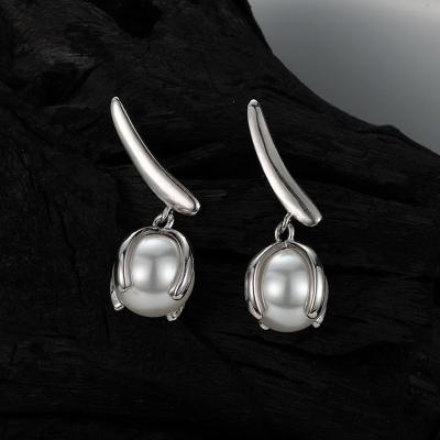 China Luxury Silver Fine Jewelry Featuring Elegant Gemstone Settings Ideal For High End Retailers And Specialty Jewelry Outlets for sale