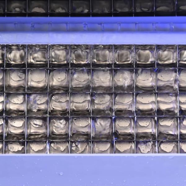 Quality BLG 80kg/24hours High Commercial Ice Cube Maker for Coffee Tea & Cold Drink for sale