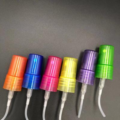 China Bomba 28mm do pulverizador da névoa do plástico dos PP 18mm 20mm 24mm para saia com nervuras do Sanitizer da mão à venda