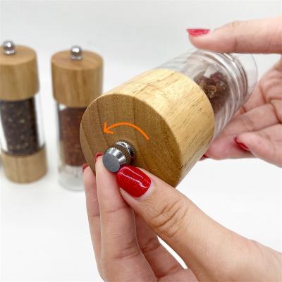 China Wooden Salt and Pepper Grinder Set,5