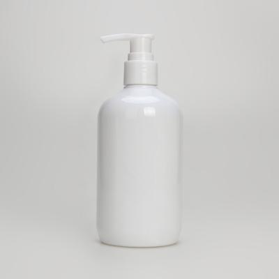 China Cosmetic packaging 350mlmatte white packaging hand wash shampoo bottle plastic lotion pump bottle for sale
