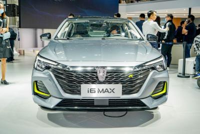 Cina Un auto di carico veloce di 0,5 ore che fa pagare le automobili ibride New Energy Saic Roewe I6 max in vendita
