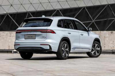 Cina 5 xingyue di vendita caldo L veicolo compatto del seater 2.0T Geely della benzina di SUV del xun in Cina in azione nel 2023 in vendita