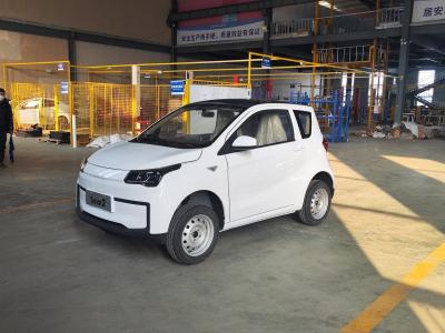 Cina 2024 CCH Solar-Powered Electric Mini Car with RHD Driver's Position and Compact Size in vendita