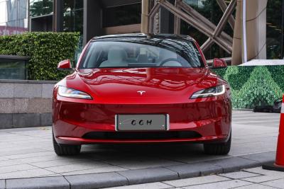 中国 Turbo Engine Type 2023 Tesla Model 3 Y The Perfect Combination of Power and Efficiency 販売のため