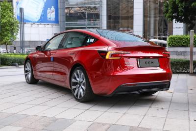 中国 Turbo Engine Type 2023 Tesla Model 3 Y The Perfect Combination of Power and Efficiency 販売のため