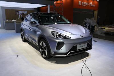Cina Made Cool Electric Vehicle Arcfox Alpha T SUV with Customized Dimensions 4788*1940*1683 in vendita