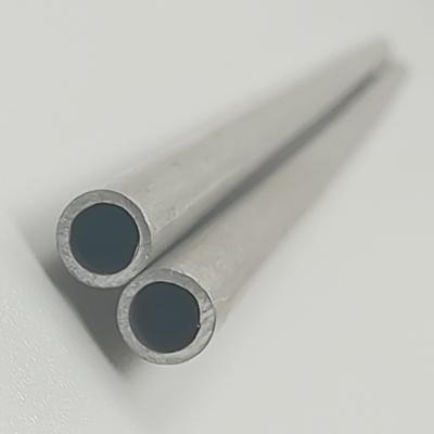 Cina Classe 1050 Tubo per scambiatori di calore di lega di alluminio Tubo di lega di alluminio di serie 1 Φ32mm in vendita