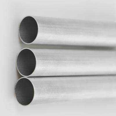 Cina Tubi di leghe di alluminio versatili per sistemi di scambiatori di calore nell'industria petrolifera e del gas in vendita