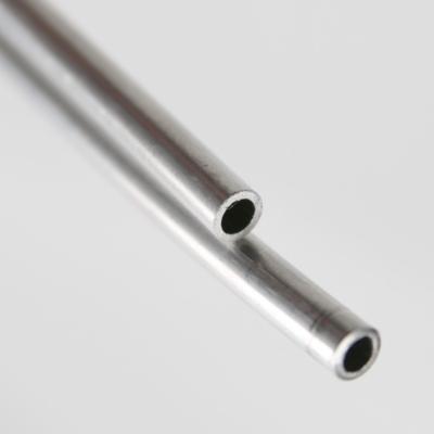 Cina Tubo all'interno del tubo 30 mm di alluminio tubo rotondo U tubo scambiatore di calore di alluminio tubo dritto 3A21 Φ30 mm in vendita
