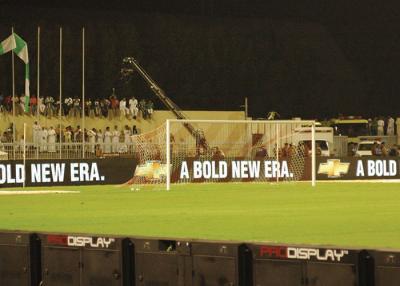 중국 고 휘도 6000 알 RGB LED 스크린 넓은 시야 각 P8 P10 판매용