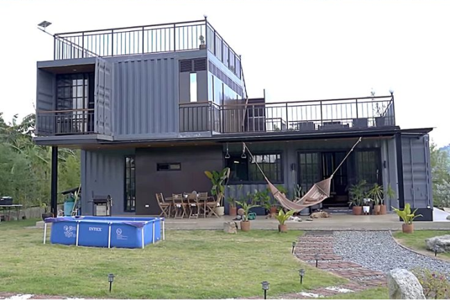 Expandable container home floor plan
