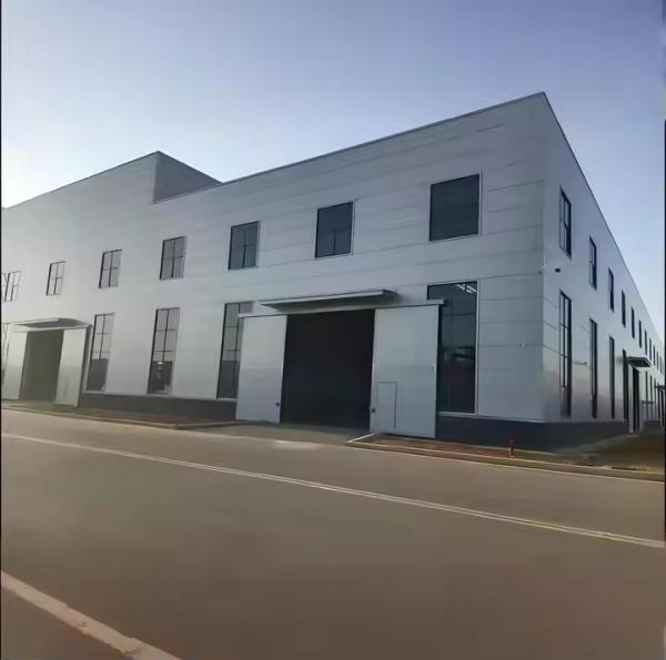 Quality Strong Strength Steel Structure High Rise Building , Galvanized Surface Modular Buildings for sale