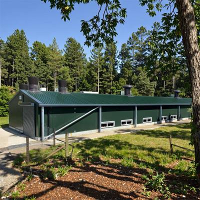China Steel Structure Regional Distribution Warehouse Building 35m x 70m x 9m Multi Dock Logistics Construction for sale
