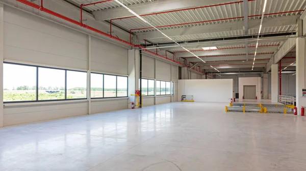 Construction process of prefabricated steel building