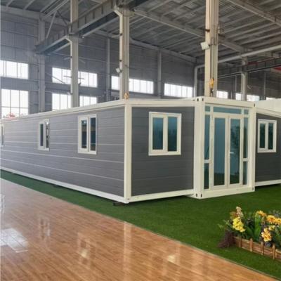 China Flat Pack Steel 20ft 40ft Container House Prefab Modular Container Homes For Small Spaces for sale