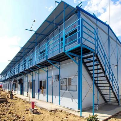 Cina Casa container prefabbricata in acciaio Q235, case container in metallo con porta a pannello sandwich in vendita