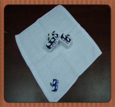 China Hotel Supply Magic Coin Towel Mini Portable non-woven Compressed Towel for sale