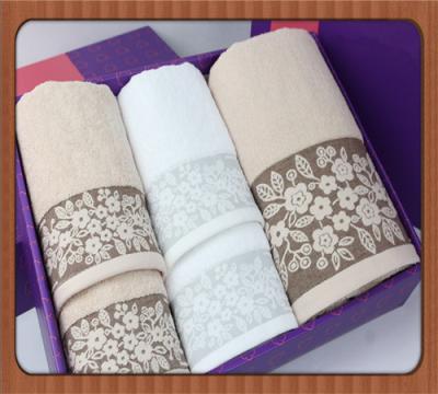 China Wholesale gift towel with Gift Box Embroidered Square Face Towel + Bath Towel for sale
