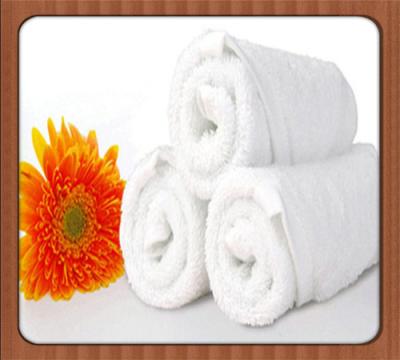 China Water absorption custom logo design white hotel folding towels for sale