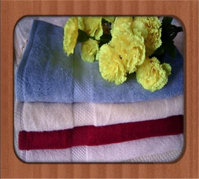 China Gaoyang towels wholesale untwisted face towels bamboo fiber hand towels 35*35cm 38g for sale