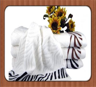 China 2016 wholesale luxury 5 star hotel bath towels 100% cotton material bath towel for sale