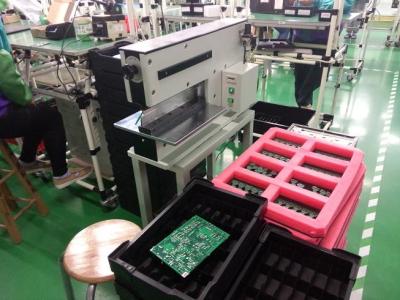 중국 PCB Depaneling 기계, 풀그릴 PCB 분리기를 자르는 두 배 똑바른 칼 판매용