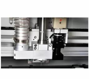 가득 차있는 SMT 자동적인 곡선 0.02mm 100mm/S CNC PCB 분리기