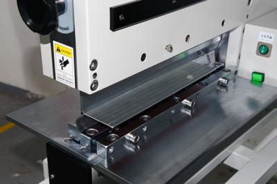 China Automatic LED Strip PCB Depaneling Machine / PCB Separation 400mm for sale