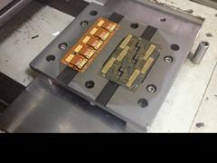 China Hohes automatisches Stanzmaschine-FormLochmatrize für PWB Depanel zu verkaufen