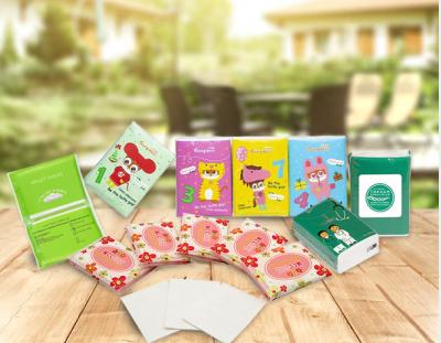 Cina Strofinate bagnate del bambino organico biodegradabile 60gsm delicatamente che puliscono in vendita