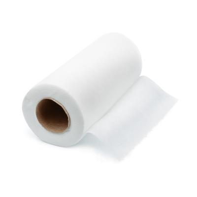 China Hot Air Embossing Hydrophilic Nonwoven Fabric Ladies Degradable Sanitary Pads Top Sheet Te koop
