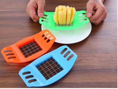 China Creative Kitchen Potato Cutter Potato Maker for sale